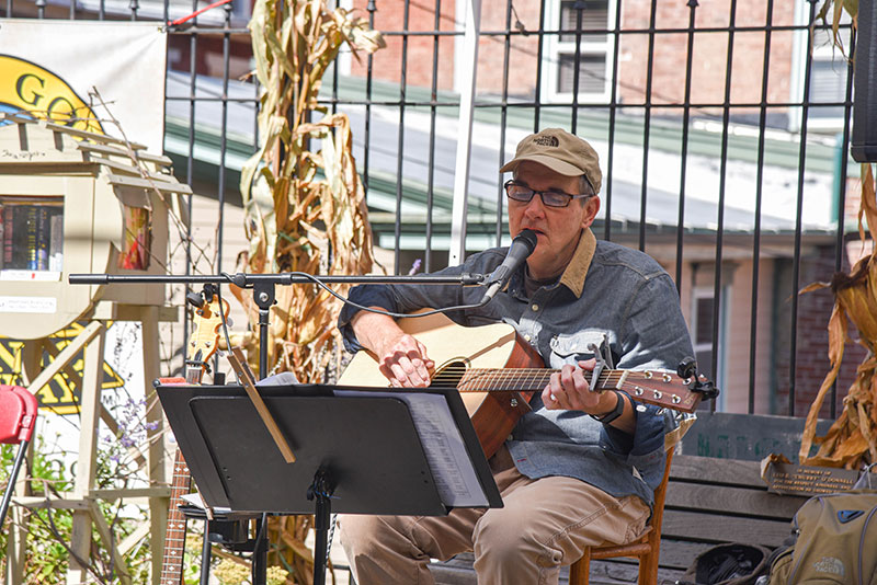 Jim Thorpe Fall Foliage Festival Guide | NEPA Fairs & Festivals