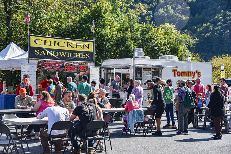 Jim Thorpe Fall Foliage Festival Guide | NEPA Fairs & Festivals